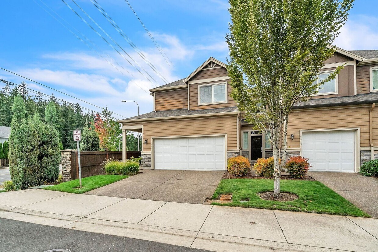 7801 NE Caitlin St, Hillsboro, OR 97006 - House Rental in Hillsboro, OR ...