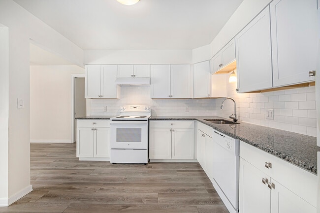 Arbor Village Apartments - Ann Arbor, MI | Apartments.com