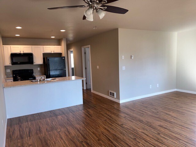 2005 Aaron Dr Unit 204, Lynden, WA 98264 - 2005 Aaron Dr Lynden, WA ...