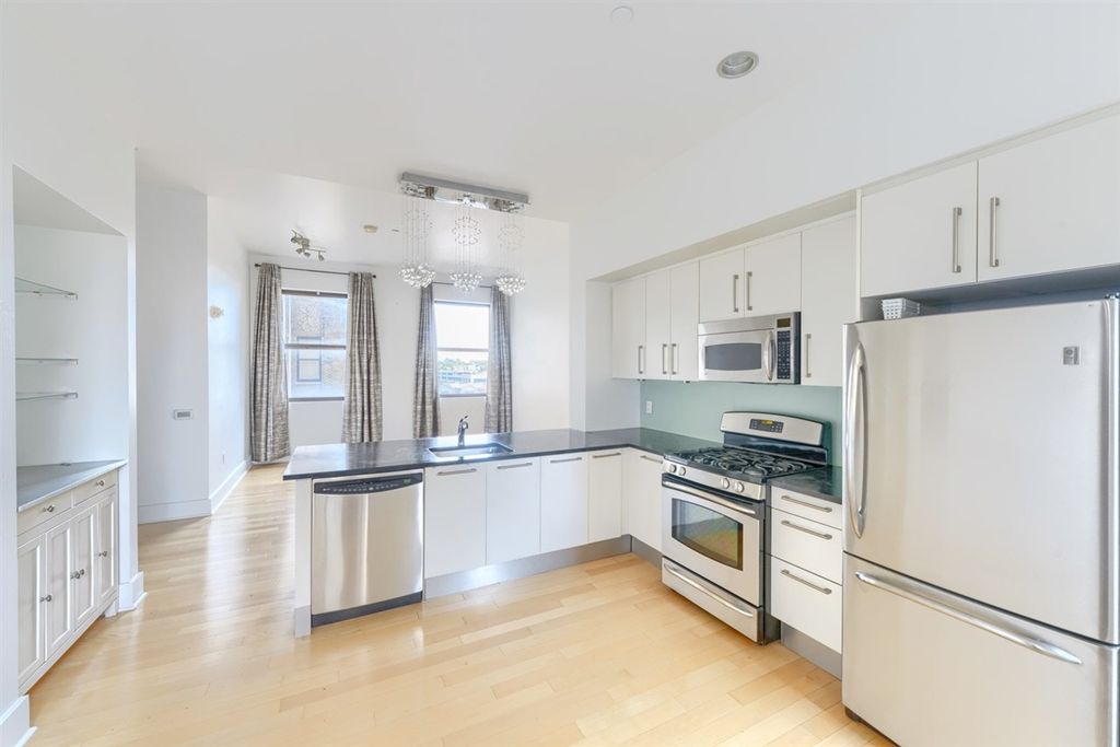 4 Beacon Way, Jersey City, NJ 07304 - Condo for Rent in Jersey City, NJ ...