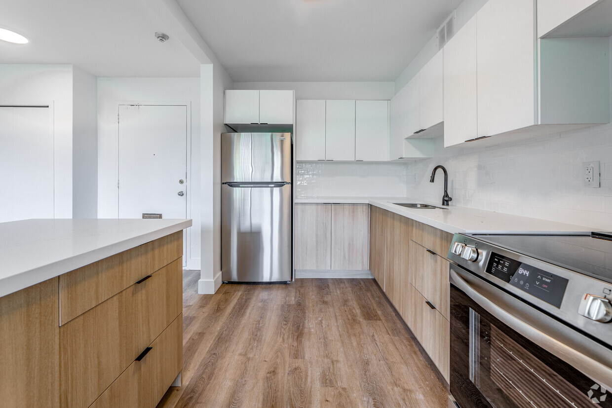 Park Vista Apartments Apartments - 2-8 Park Vista Toronto, ON ...