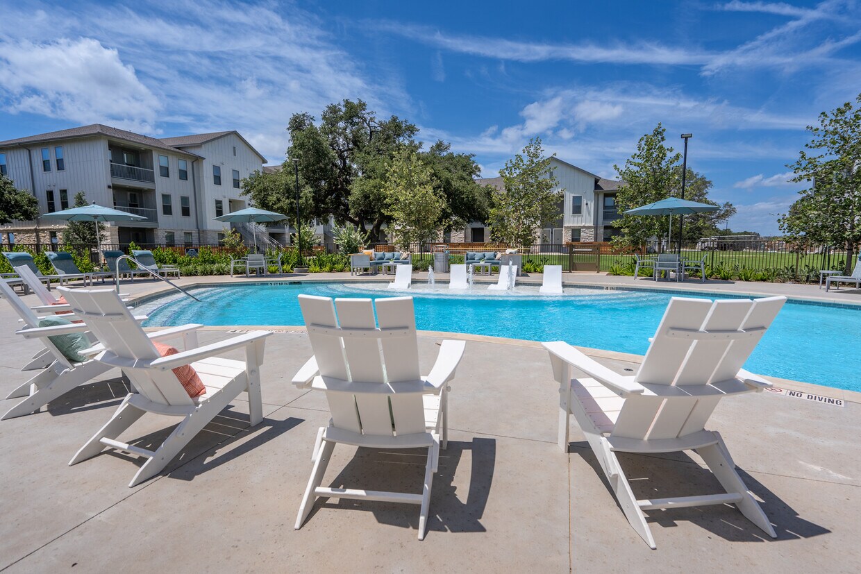 Alta Marine Creek - Apartments in Fort Worth, TX | Apartments.com