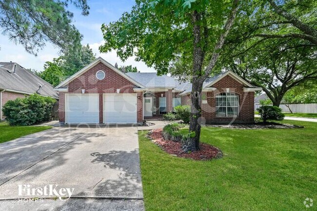 Normandy Forest Houses for Rent with High Ceilings - Spring, TX