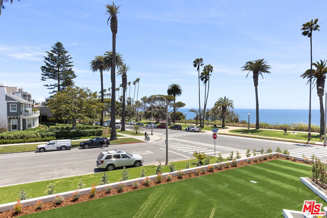 311 Ocean Ave Ext Unit 203, Santa Monica, CA 90402 - Room for Rent in ...