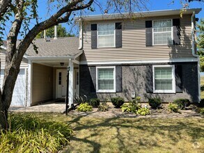 Apartamentos de renta en Hearthwood Farms Condominiums - Bartlett, IL | Apartamentos.com