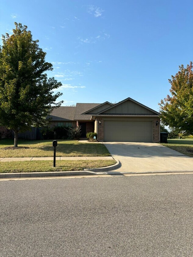 2724 Lerkim Ln, Norman, OK 73069 - House Rental in Norman, OK | Apartments.com