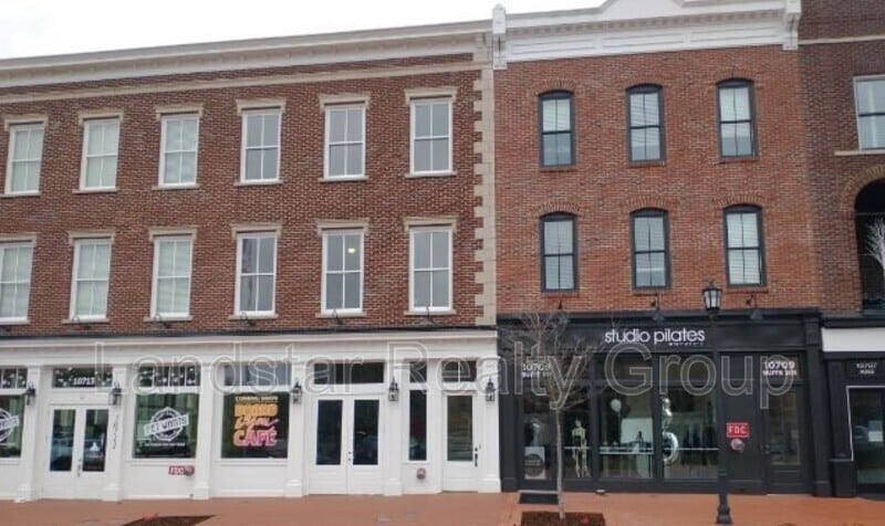 10713 Meeting St Unit 201, Prospect, KY 40059 - Condo for Rent in Prospect, KY | Apartments.com