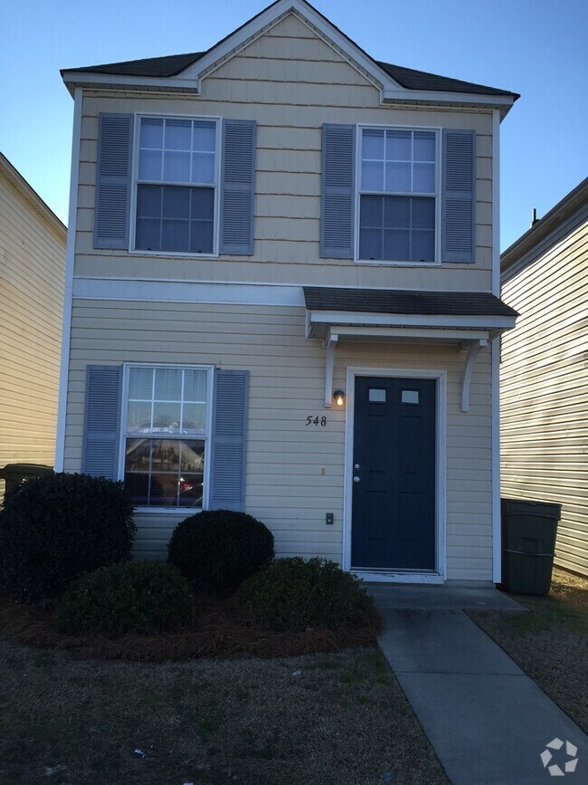 Stone Chapel Village At The Summit Apartments under $2,000 - Columbia ...