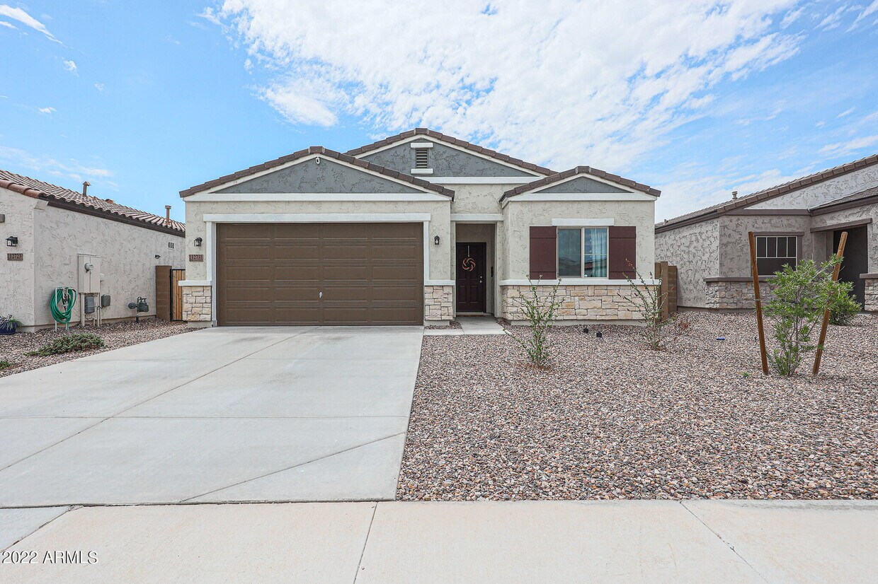 12731 W Myrtle Ave, Luke Air Force Base, AZ 85307 - House Rental in ...