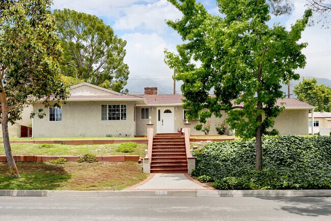 Shadow Hills CA Houses for Rent with Yard - 2 Homes | Apartments.com