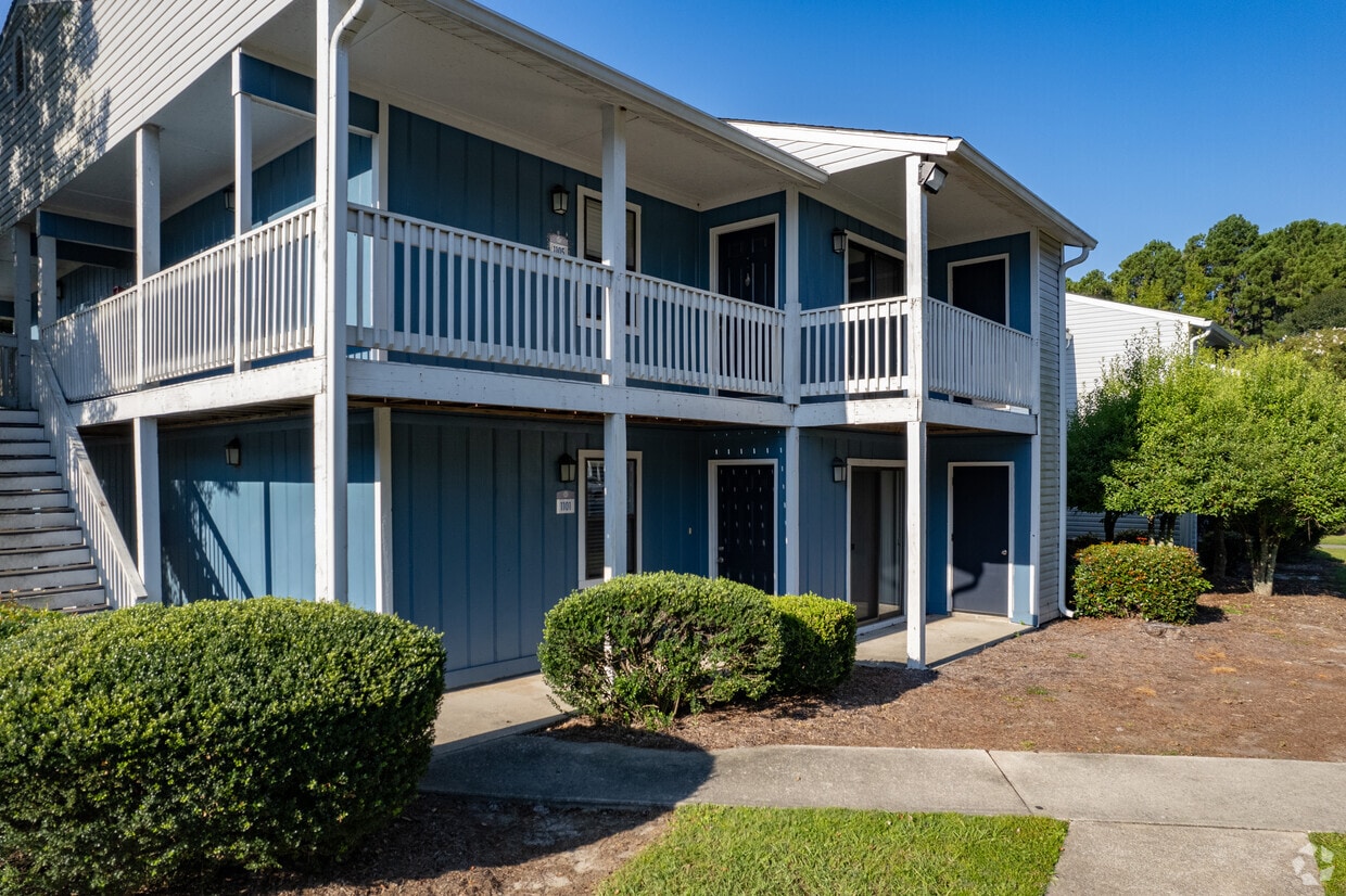 Azure Cove Apartment Homes - 1326 Us Highway 80 Garden City, GA 31408 ...