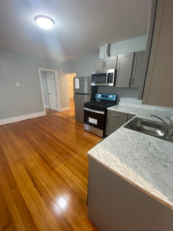 46 Angell St Unit 2, Boston, MA 02124 - 46 Angell St Boston, MA 02124 ...