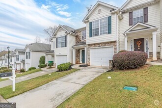 Cherry Ridge South Apartments for Rent with a Yard - Decatur, GA ...