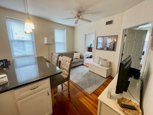 9 Battery St Unit 6, Boston, MA 02109 - 9 Battery St Boston, MA 02109 ...