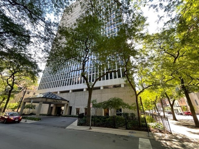 1 E Scott St Unit 2003, Chicago, IL 60610 - Condo for Rent in Chicago ...