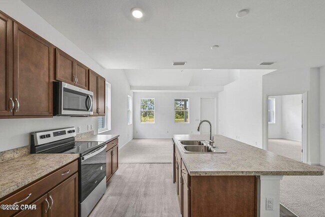 8756 Conch Shell Ct, GRANDE POINTE, FL 32413 - Townhome Rentals in ...