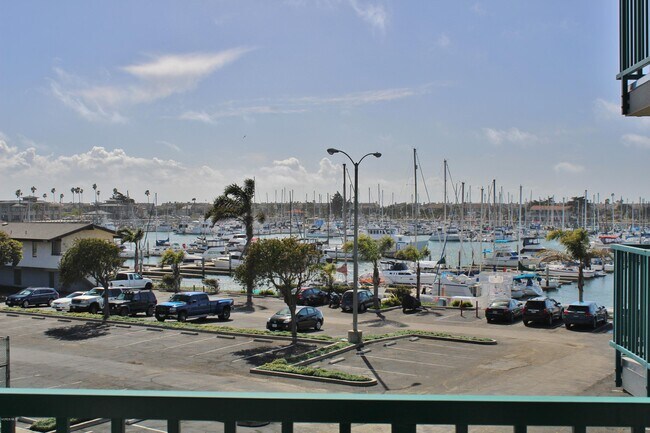 3101 Peninsula Rd Unit 201, Oxnard, CA 93035 - Condo for Rent in Oxnard ...
