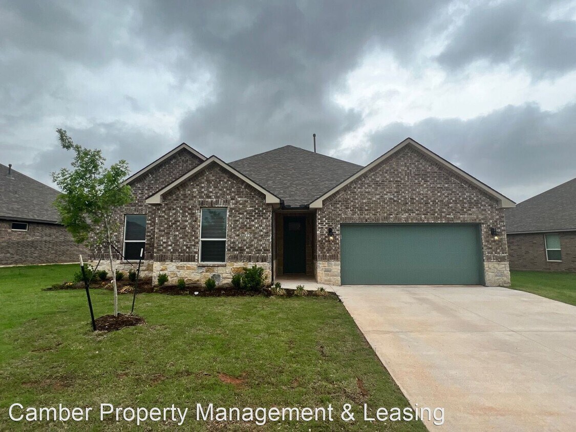 10701 SW 20th St, Yukon, OK 73099 - House Rental in Yukon, OK | Apartments.com