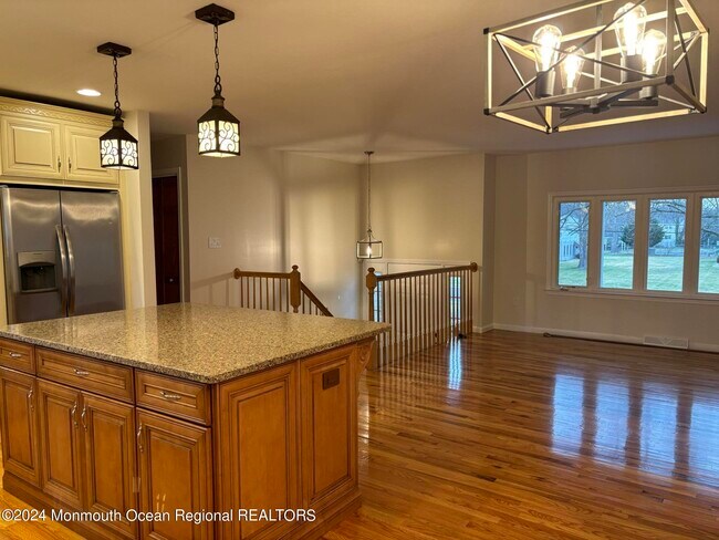 2 Milton Ave, Manalapan Township, NJ 07726 - House Rental in Manalapan ...