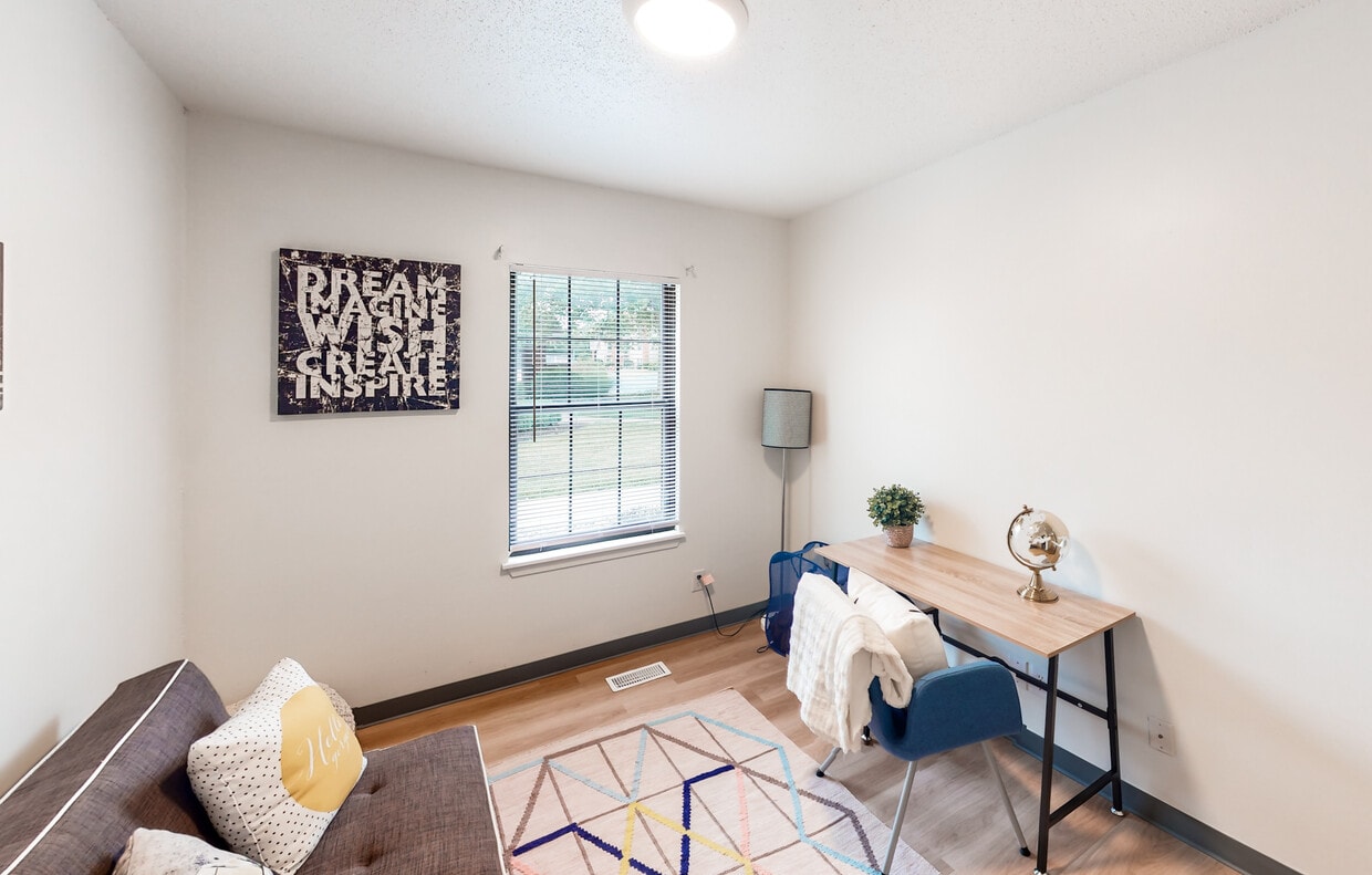Silvertree Communities - 2720 N Silvertree Ln Muncie, IN 47304 ...