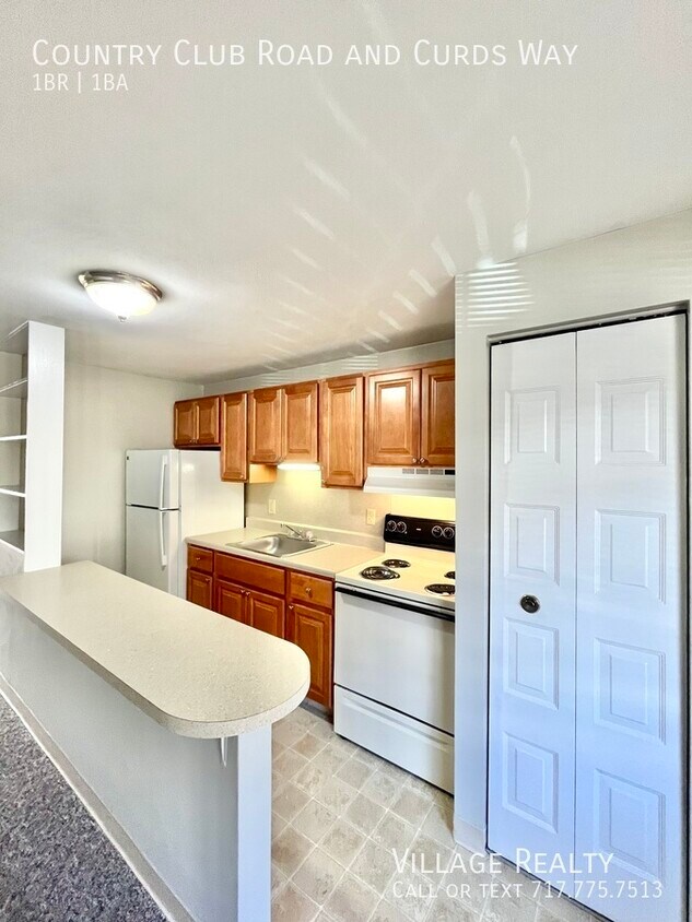 671 Country Club Rd Unit D, Red Lion, PA 17356 - Room for Rent in Red ...