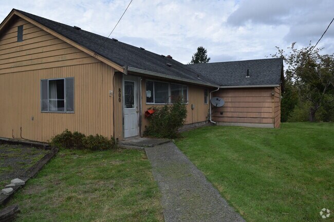 Apartments for Rent in Cosmopolis WA with High Ceilings - 2 Rentals ...