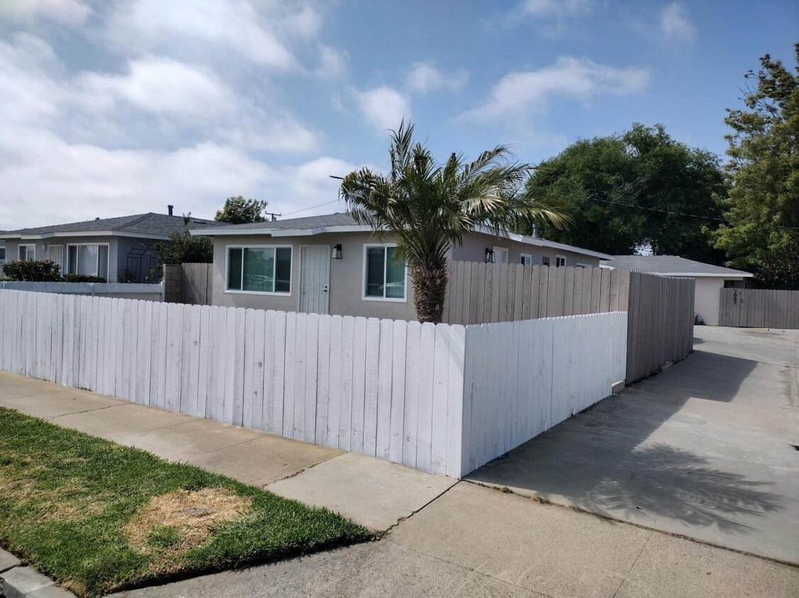 7881 Ronald Drive, Huntington Beach, CA 92647 - House Rental in ...