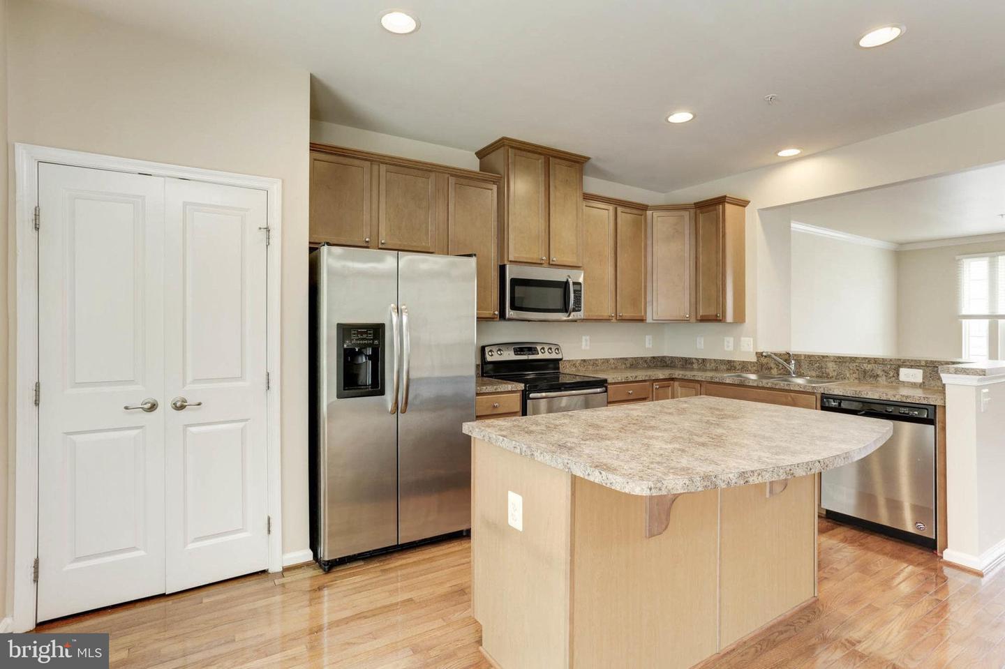7650 Timbercross Ln, Glen Burnie, MD 21060 - Townhome Rentals in Glen ...