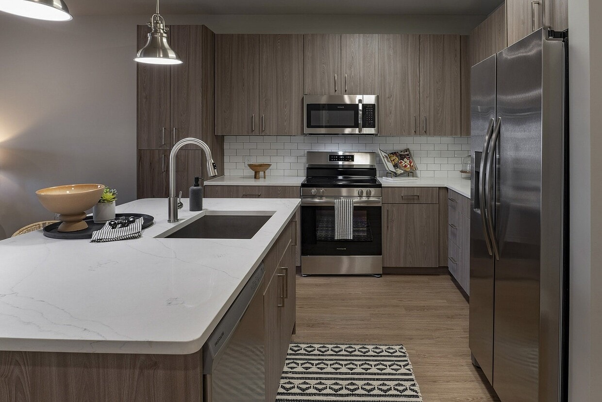 The Waverly at Winter Haven - 1015 Lake Forest Blvd Winter Haven, FL ...