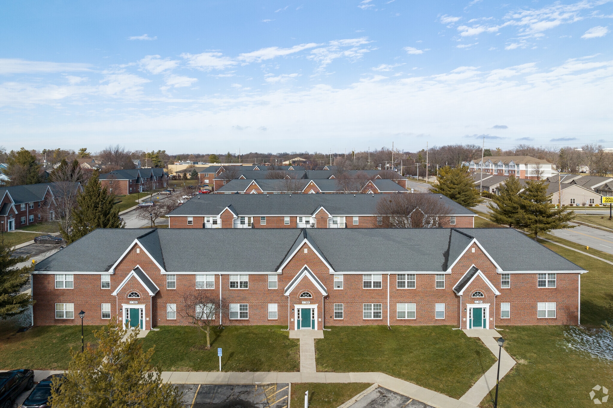 Elm Point Apartments - 304 Turnberry Dr Bloomington, IL 61701 ...
