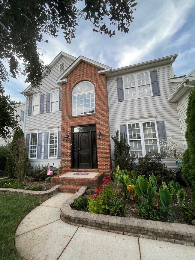 10830 Chamberlain Hall Ct, Charlotte, NC 28277 - House Rental in ...