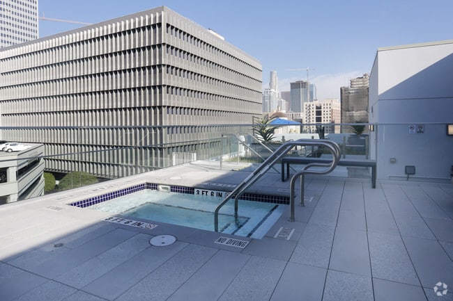 AXIS Apartments - Los Angeles, CA | Apartments.com