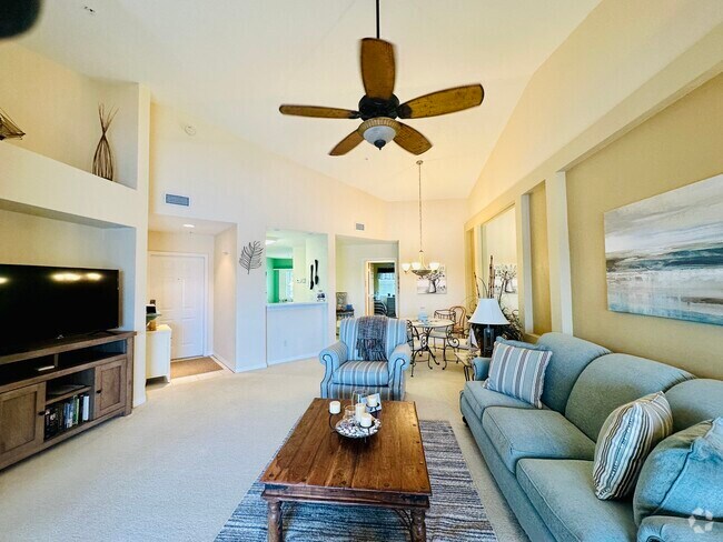 Quail Apartments for Rent with a Garage - Naples, FL - 2 Rentals ...