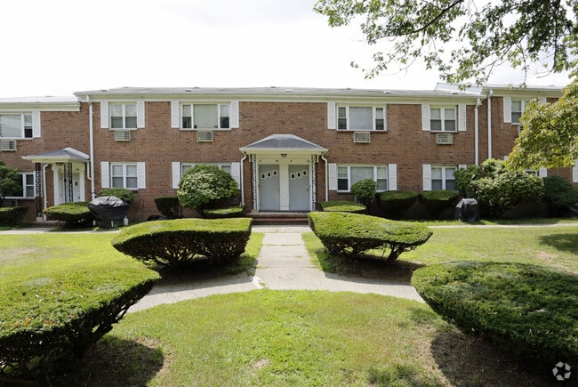 Powder Mill Heights Rentals - Morris Plains, NJ | Apartments.com