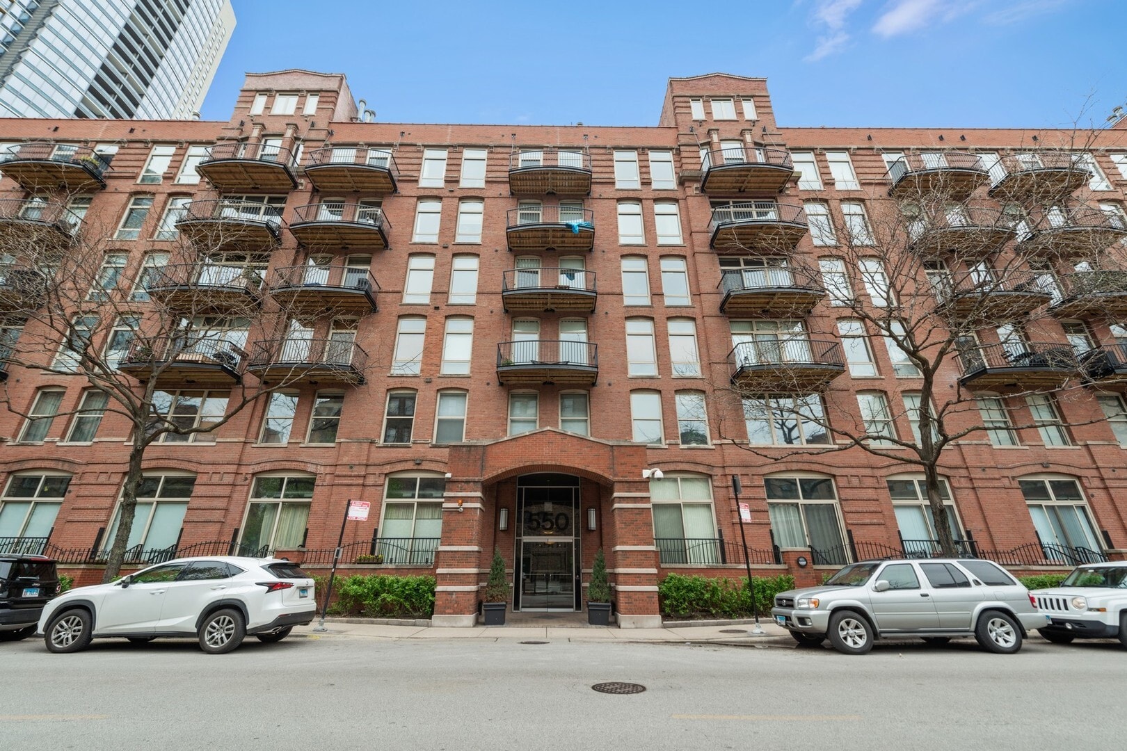 550 N Kingsbury St, Chicago, IL 60654 - Townhome Rentals in Chicago IL ...