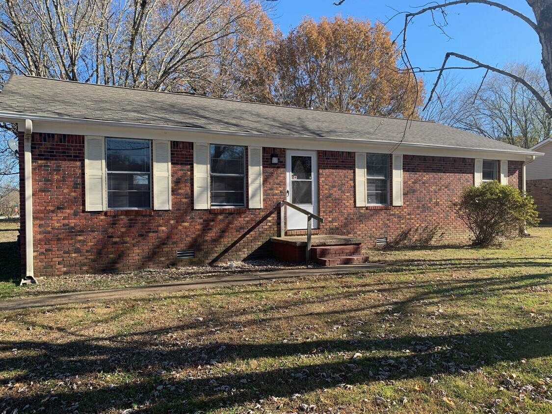 4 Susan Cove, Jackson, TN 38301 - House Rental in Jackson, TN ...