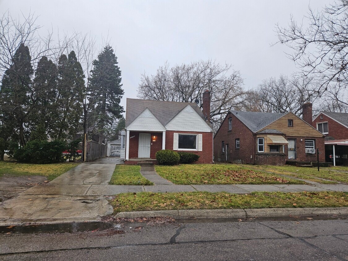 12736 Asbury Park, Detroit, MI 48227 - House Rental in Detroit, MI ...
