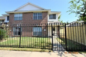 Cuney Homes Apartments for Rent with a Garage - Houston, TX - 2 Rentals ...