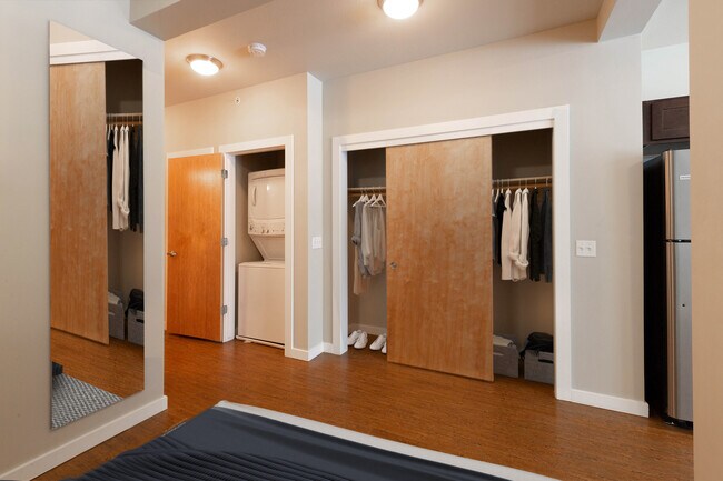 Pinhook Flats at Aksarben Village Apartments - Omaha, NE | Apartments.com