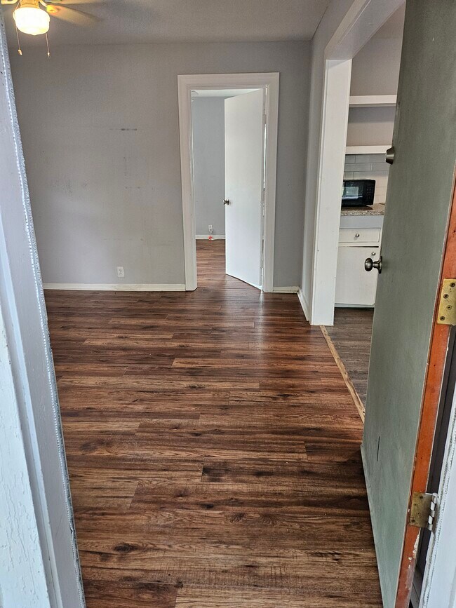 4918 Milam St Unit Garage Apt, Houston, TX 77006 - 4918 Milam St ...