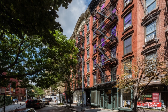 89 Christopher St, New York, NY 10014 - 89 Christopher St New York, NY ...