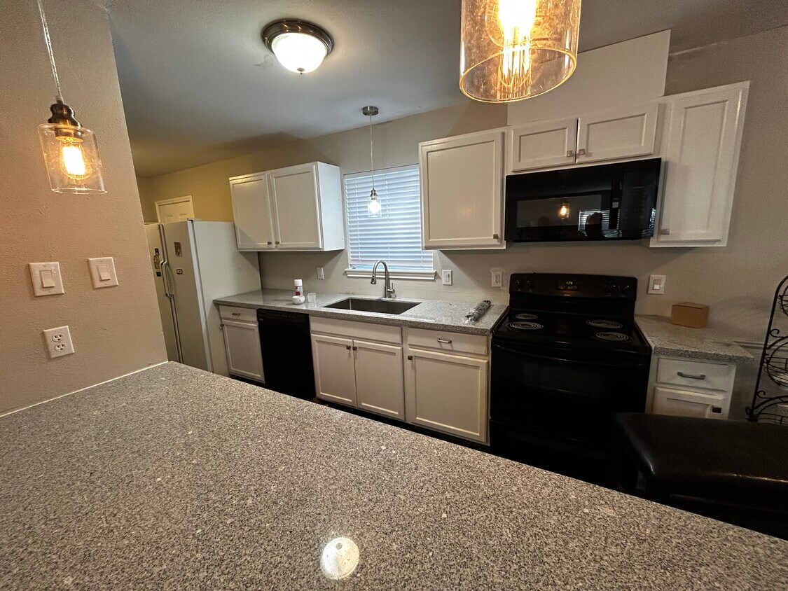 5526 Deep Forest Dr, Houston, TX 77092 - Townhome Rentals in Houston TX | Apartments.com