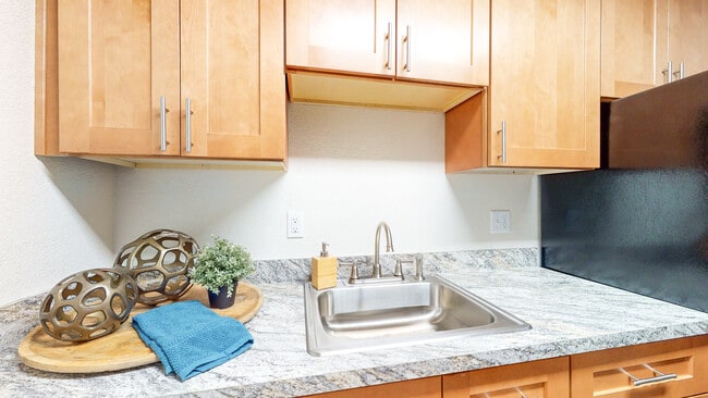 Pinewood Square Apartment Homes - Lynnwood, WA, 98036 | Apartments.com