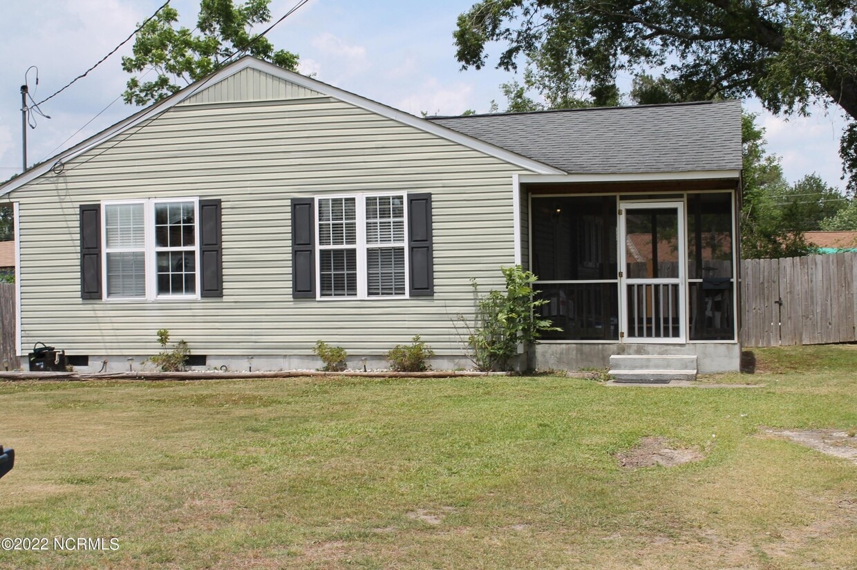 805 School St, Jacksonville, NC 28540 - House Rental in Jacksonville ...