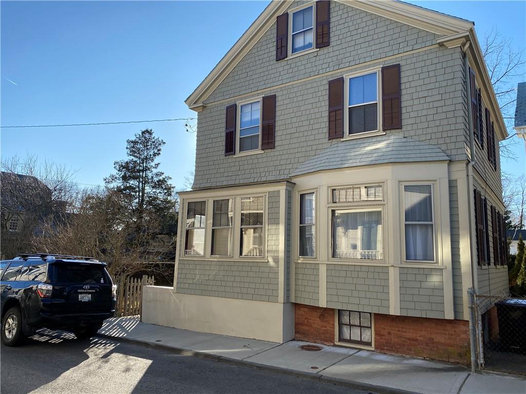 18 Cross St, Newport, RI 02840 - House Rental in Newport, RI ...