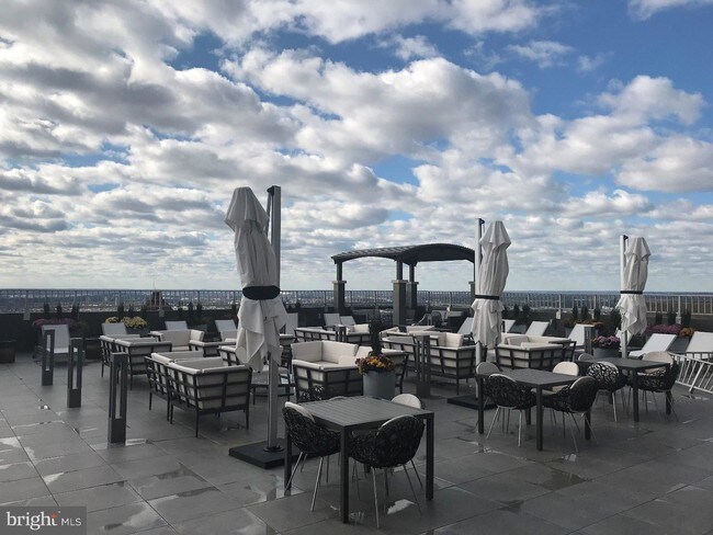 1500 Locust St Unit 4219, Philadelphia, PA 19102 - Room for Rent in ...