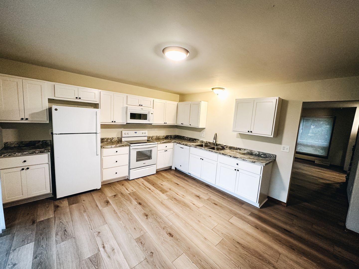 6401-6403 Raymond Rd Unit 6403, Madison, WI 53711 - Room for Rent in ...