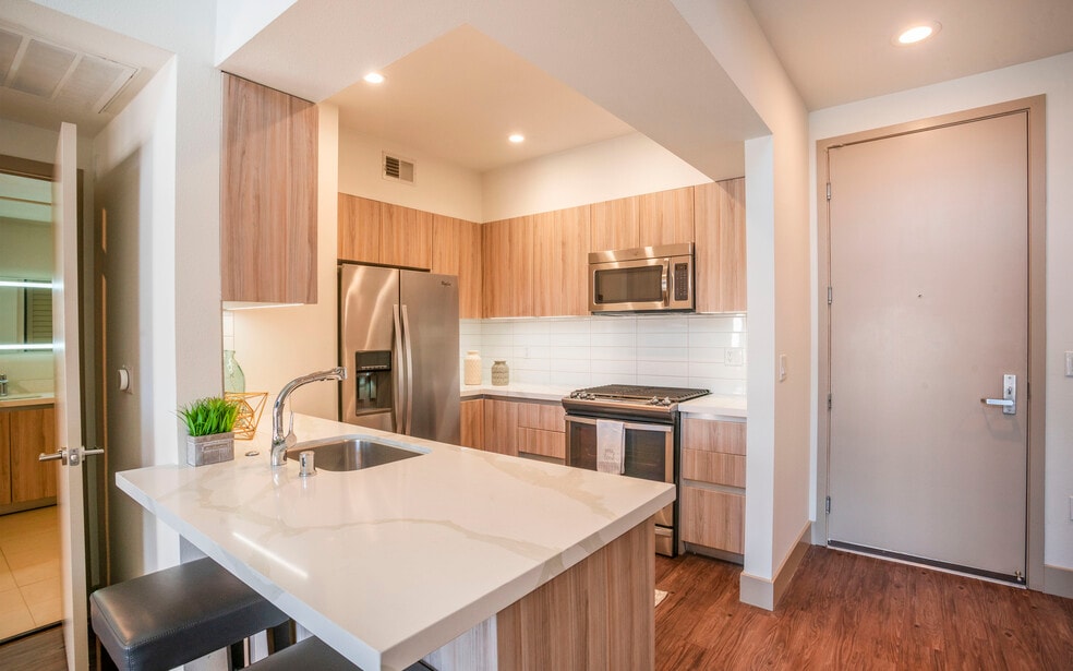 Essence - 6041 Variel Ave Woodland Hills, CA 91367 | Apartments.com