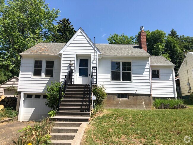 Pullman Landis Apartments for Rent with a Yard - Pullman, WA - Updated ...