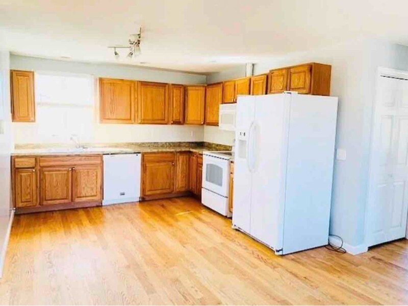 313 State St Unit 2, Bristol, RI 02809 | Apartments.com